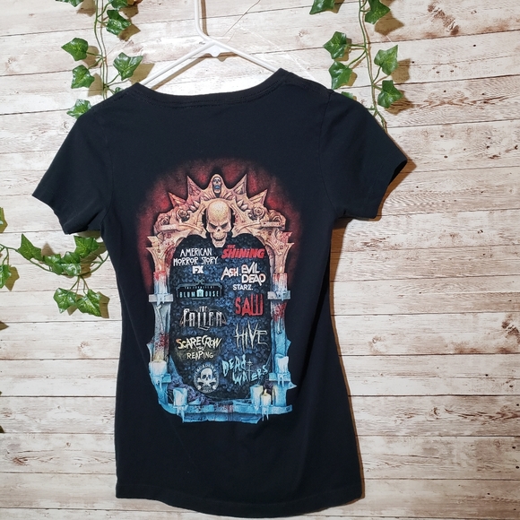Universal | Tops | Universal Halloween Horror Nights 27 Graphic Tee ...